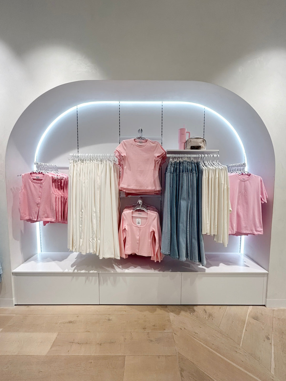 Email: hawthornstore@faytthelabel.com